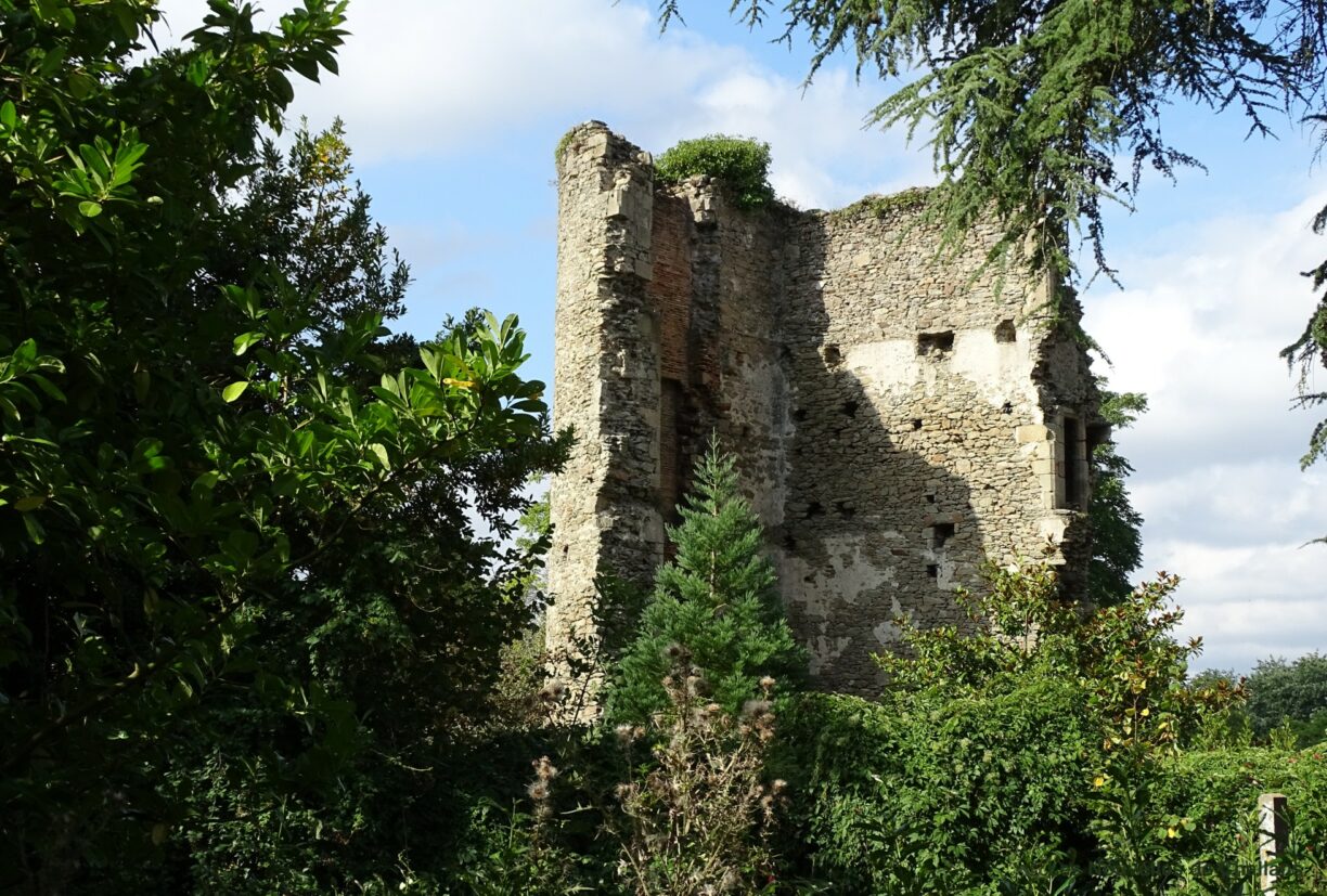 La Garnache va retrouver une image de cité médiévale – Les Nouvelles de ...
